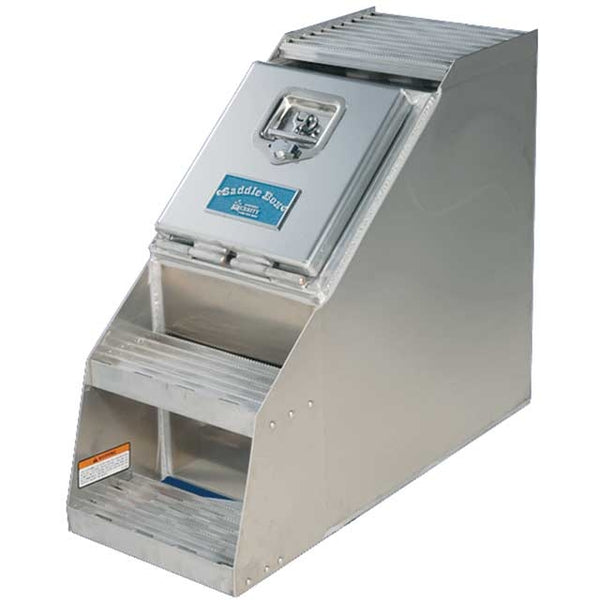 Saddle Box Aluminum Smooth Door w Step 23 1 2 H x 28 1 2 W x 12 L